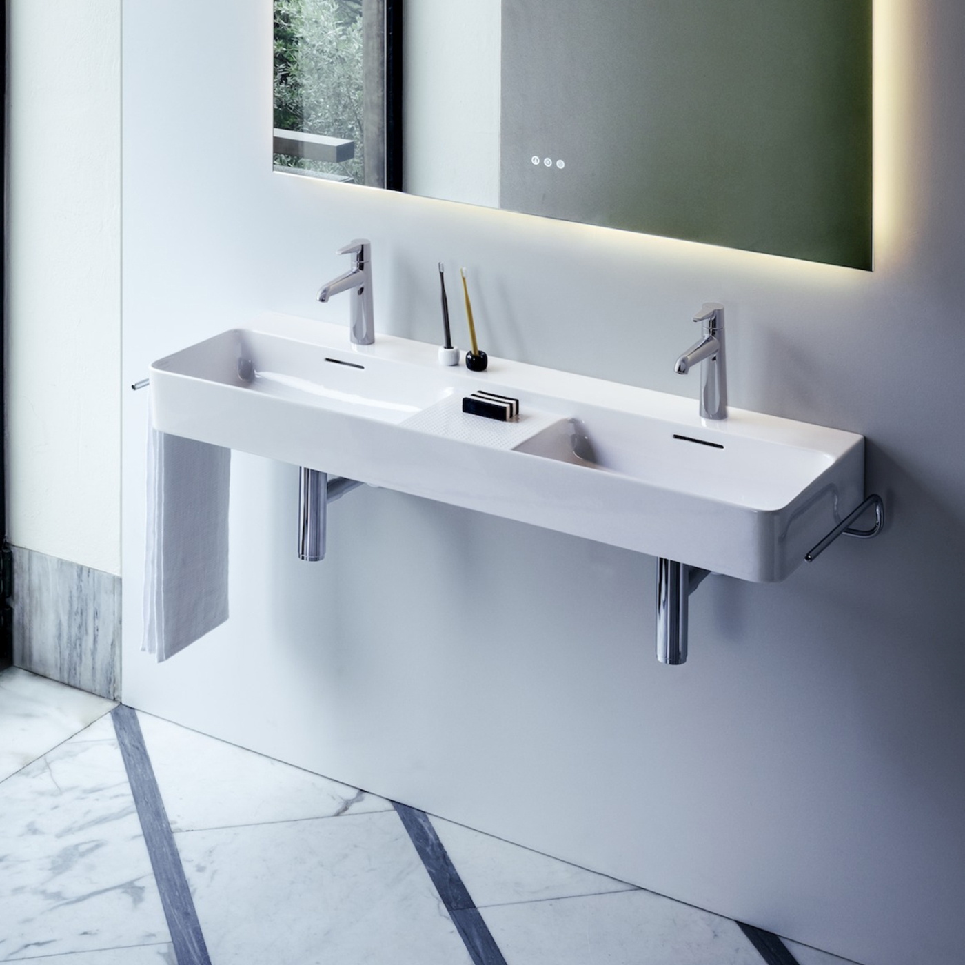 LAUFEN Doppel-Waschtisch VAL, ohne Hahnloch, mit Überlauf 1200x420 ...